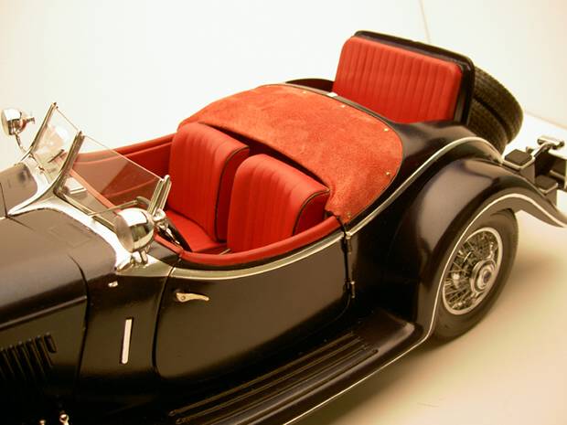 The Mercedes-Benz Gallery Finished 2 - Model Motorcars, Ltd.